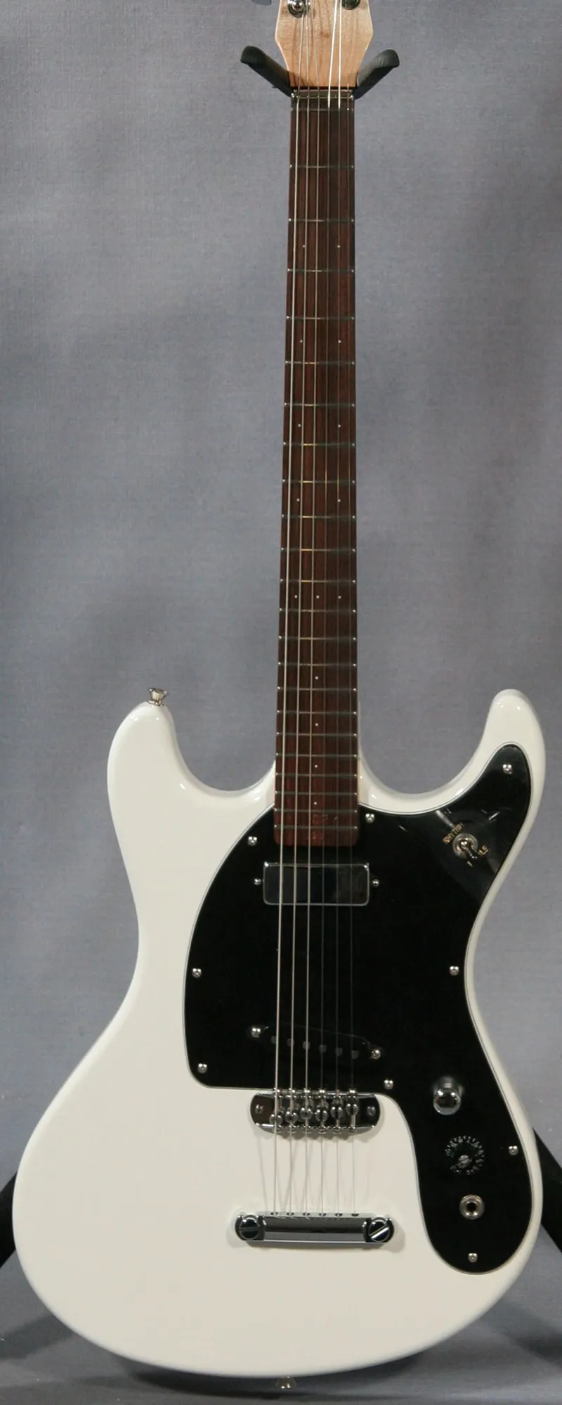 Rare Ventures Johnny Ramone Mosrite Mark II White Electric Guitar Tune ...