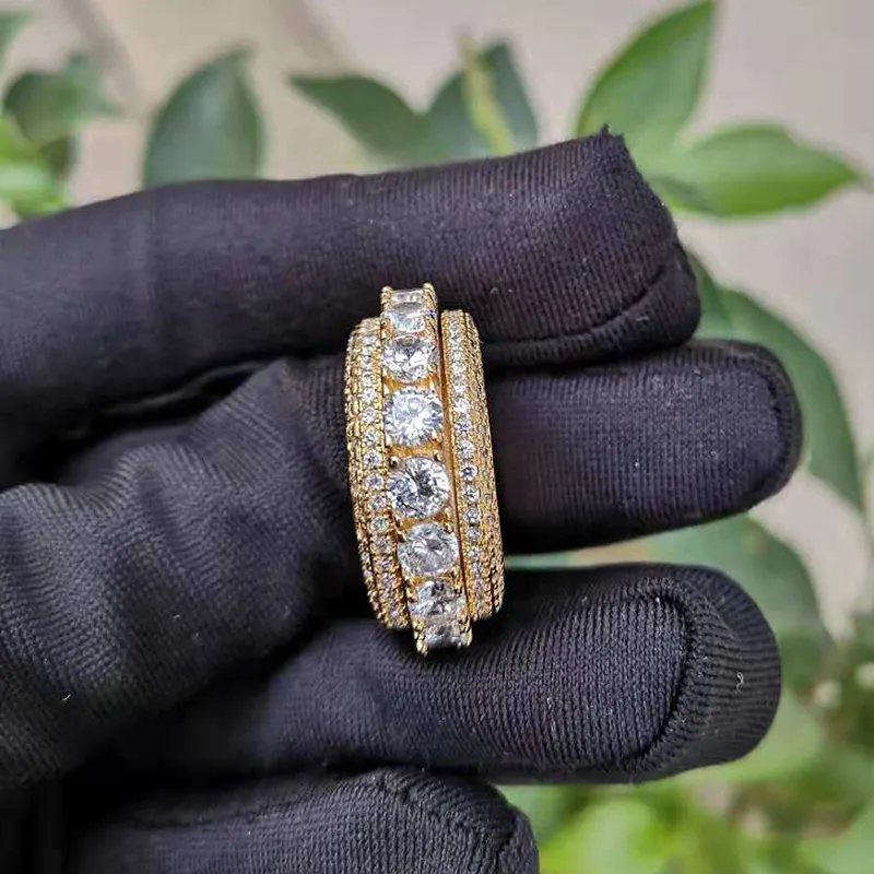Geometric Clustered CZ Finger ring camera with Side C...