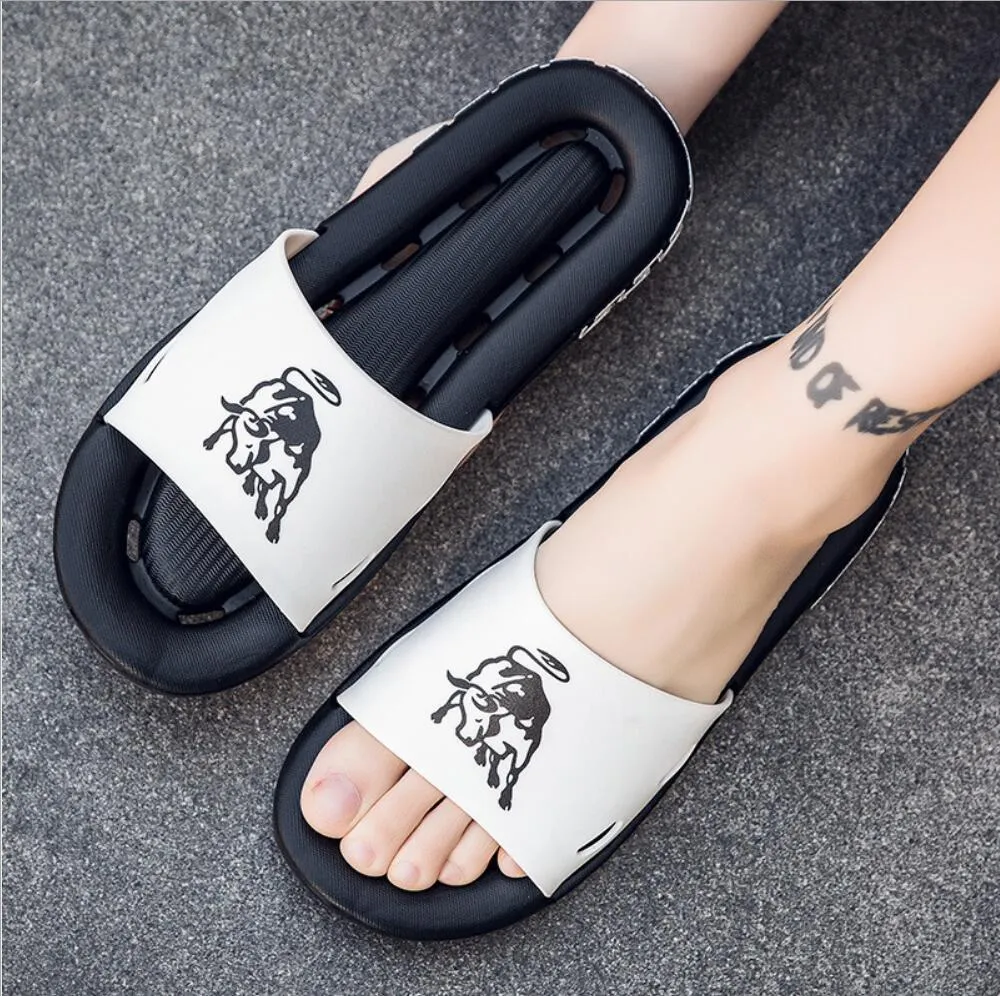 Men s Slippers New Couples Stylish Adult Sandals Slip Proof Thick Soled Indoor Outdoor Slipper Men Flip Flops House Sleepers Shoes Woman Home