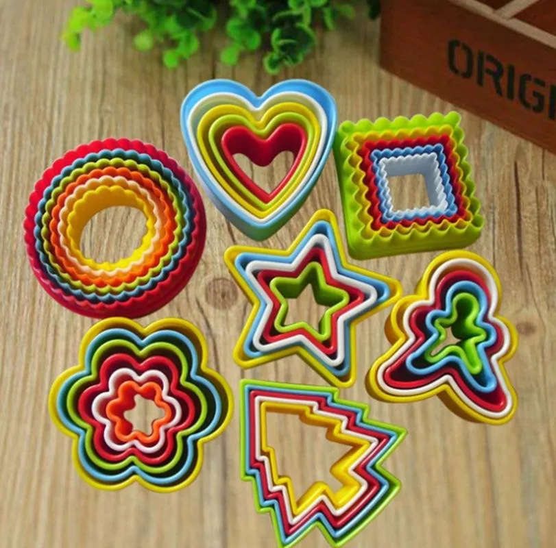 7-Piece Christmas Baking Molds Set - Star Cupcake Molds, Heat Resistant ...