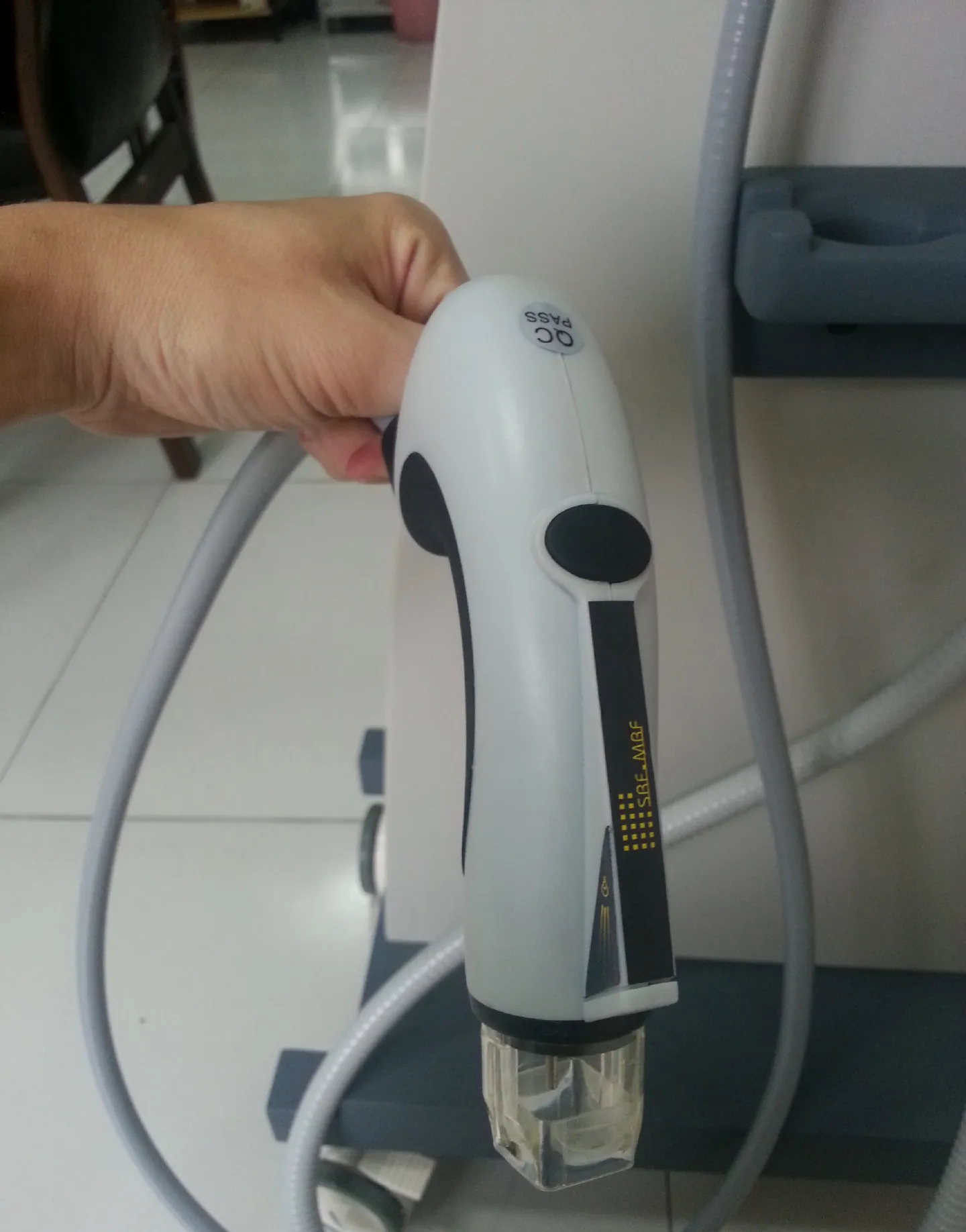 Advanced RF Facial And Body Shaping Therapy For Bipolar And Fractional ...