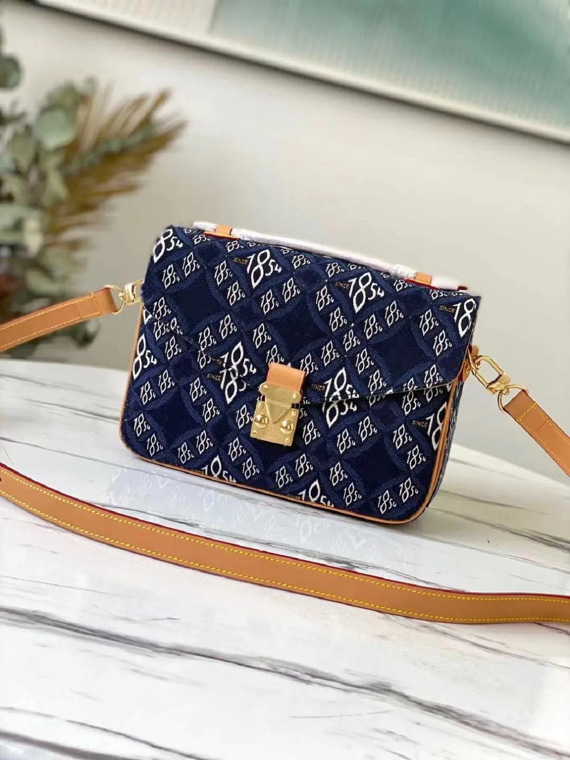 Luxury designer purse medium size genuine leather zipper closure floral ...