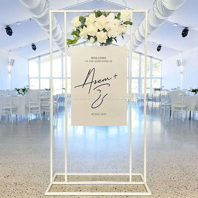 Billboard wedding | Beachweddingtips.com
