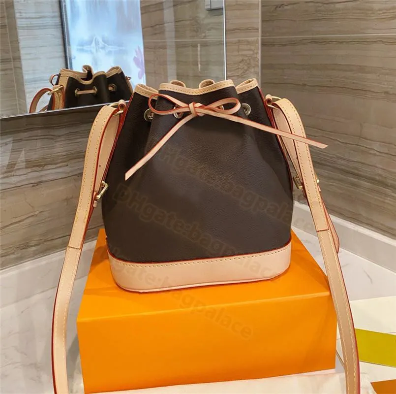 Classic Luxurys Leather Drawstring Bucket Bags Crossbody Shoulder Totes ...