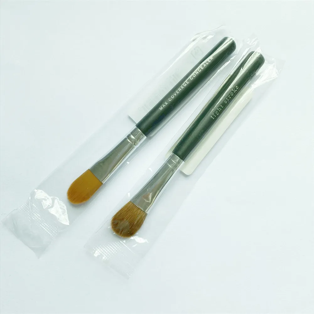 DHgate.com:Light Stroke & Maximum Coverage Concealer Large Shader Makeup Brush Domed-Shaped Soft ...