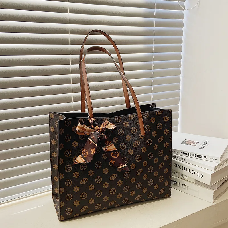 Exquisite Embossed PU Leather Large Shoulder Tote Bag For Women 2022 ...