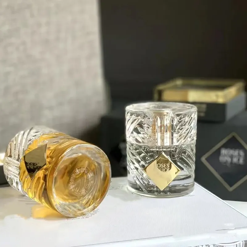 Eau de Parfum Perfume Spray for Women in Glass Bottle with Neutral ...