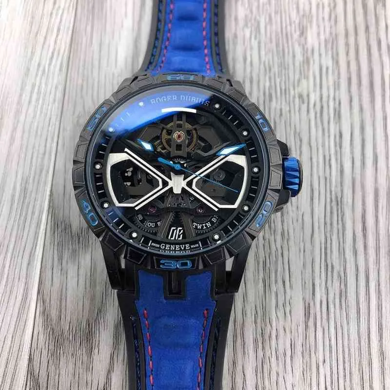 Roger Dubois Watches Designer Watch Men's Luxury Automatic Movement ...