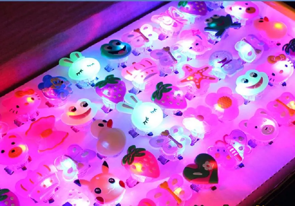 LED Light Up Rings: Fun Flashing Novelty Toy Rings For Birthday Parties ...