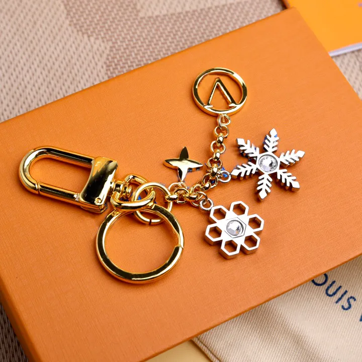 Silver Stylish Keychain Luxury Designer Snowflake Keys Pendant Key ...