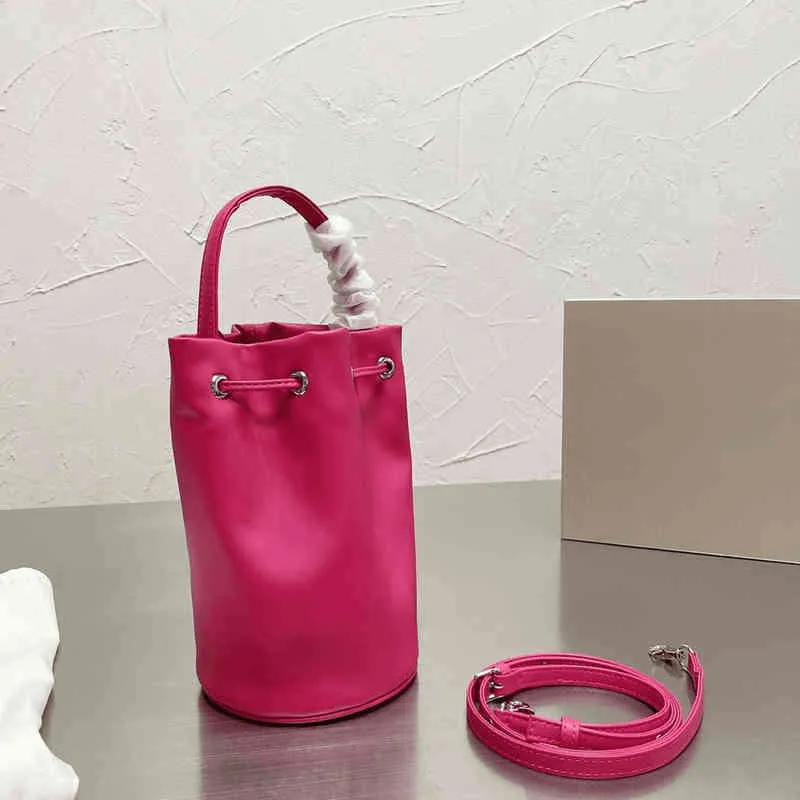 Drawstring Bucket Purse Small Cotton Fabric Handbag with Zipper Closure ...