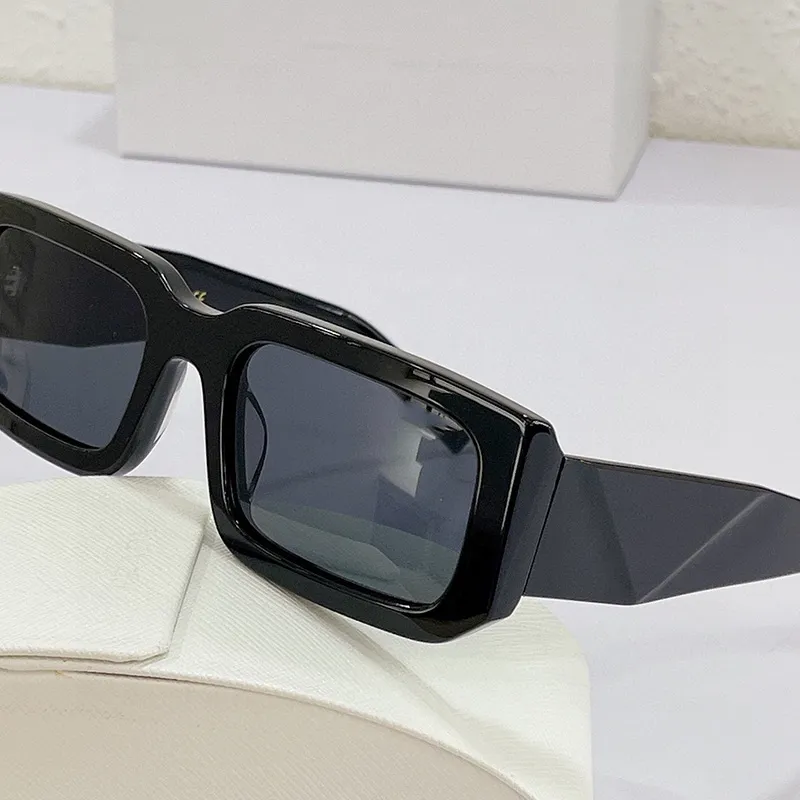 Triangular Sunglasses Fashion Occhiali: Big Designer... From ...