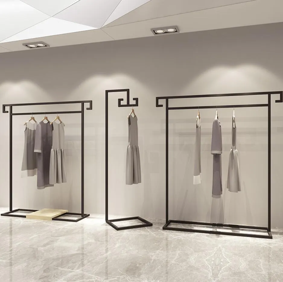 Standing Clothes Hanger For Boutique: Metal Garment Rack For Wedding ...