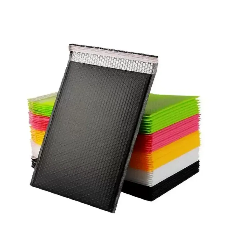 Wholesale Bubble Mailers: 38x28cm Padded Shipping Envelopes In Mixed ...
