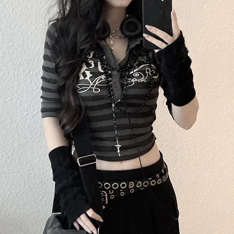 Gothic Harajuku Crop Top Polyester V Neck Graphic Print T Shirt for Women Punk Grunge Y2K Aesthetic Emo Clothes 2024