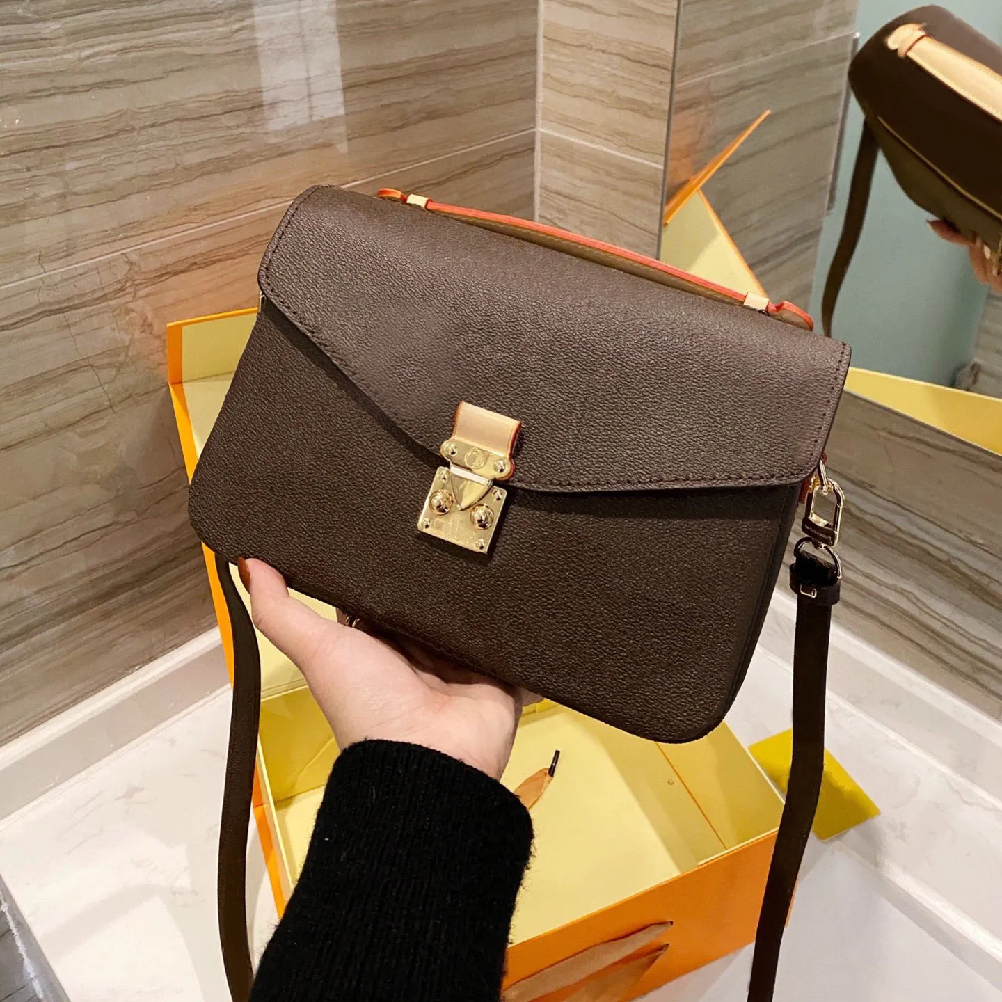 Designer Bag Pochette Metis Leather Shoulder Handbag For Women ...
