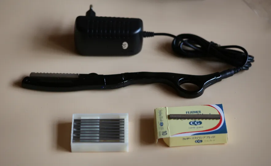 Professional Barber Electric Razor Ultrasonic Hot Vibrating Hair Razor ...