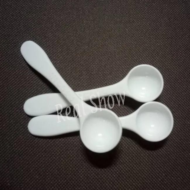 How to Choose and Use Measuring Cups for Accurate Baking Results