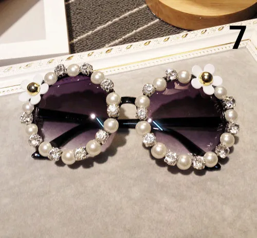 DIY Flower Rhinestone Sunglasses For Women | Stylish Oval Shades For ...