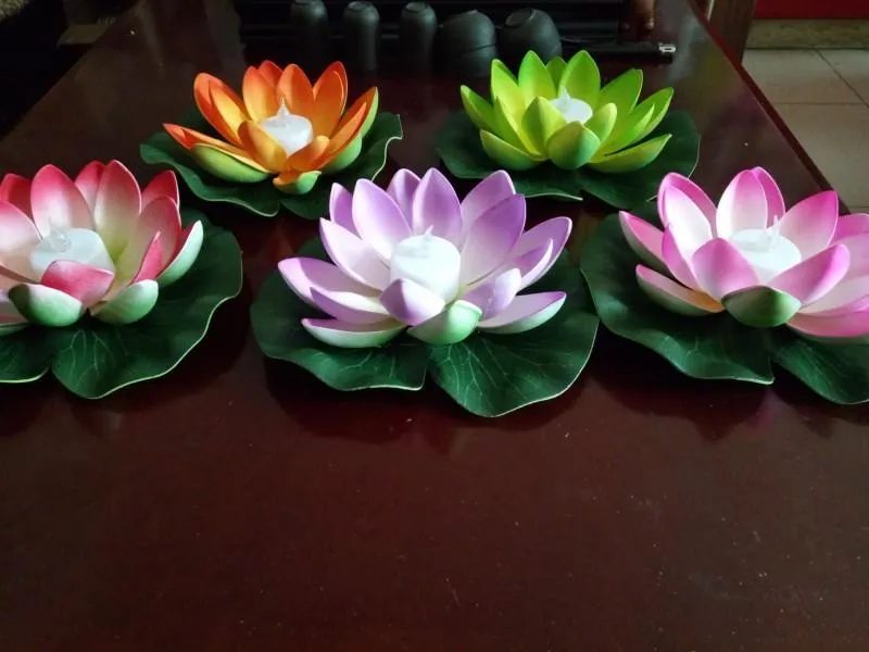 Artificial LED Floating Lotus Flower Lotus Candle Lamp With Colorful ...