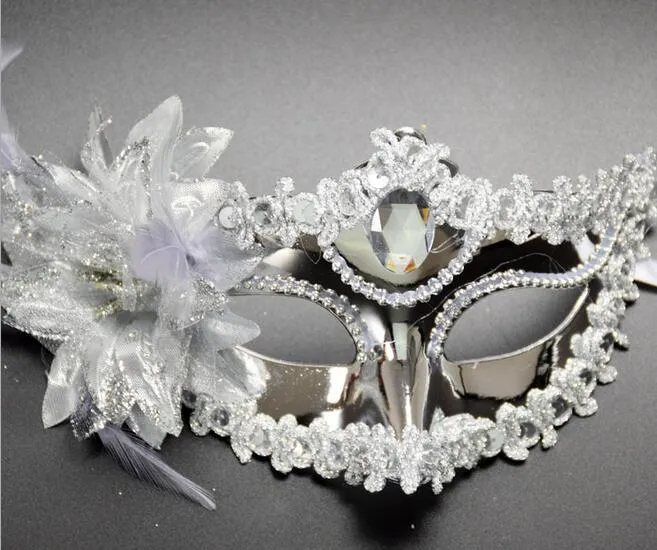 Venetian Flower Feathers Ruffled Eye Mask For Halloween, Christmas ...