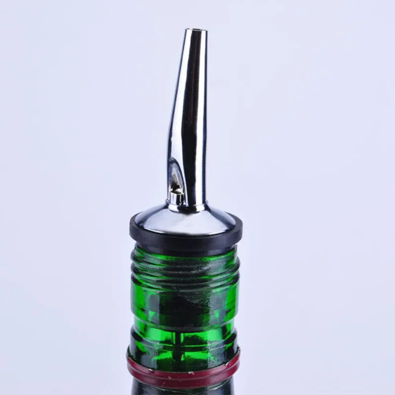 Wine Pourer Beer Bottle Dust Cap Stopper Olive Oil Sprayer Liquor Flow ...