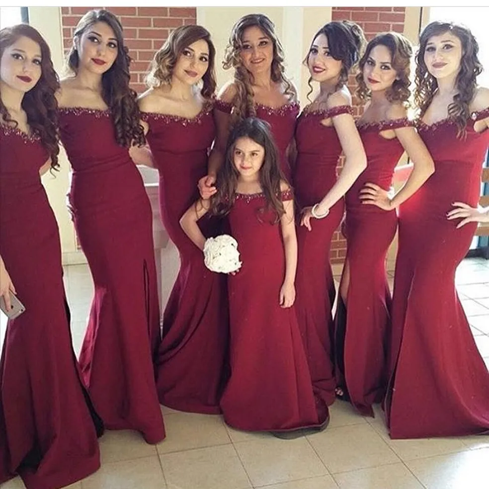 Off the Shoulder Sweetheart Burgundy Trumpet/Mermaid Bridesmaid Dress ...