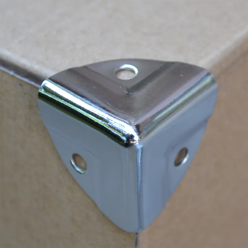 22mm Metal Corner Bracket For Furniture Heavy Duty Aluminum Case Corner ...