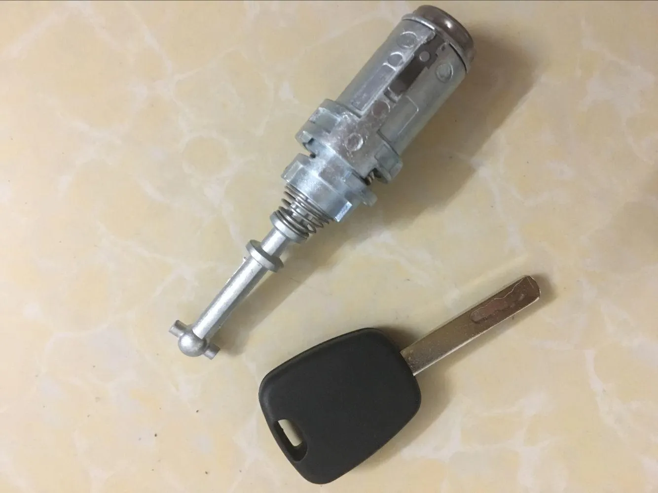 Premium Auto Door Lock Cylinder with VA2 Blade - Enhanced Car Security ...