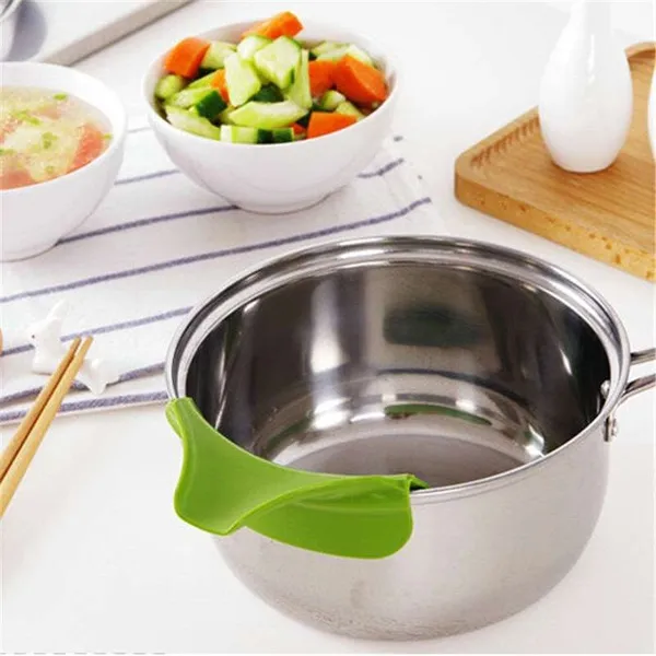 Silicone Anti Spill Pot & Pan Deflector Round Rim Heat Resistant Liquid ...