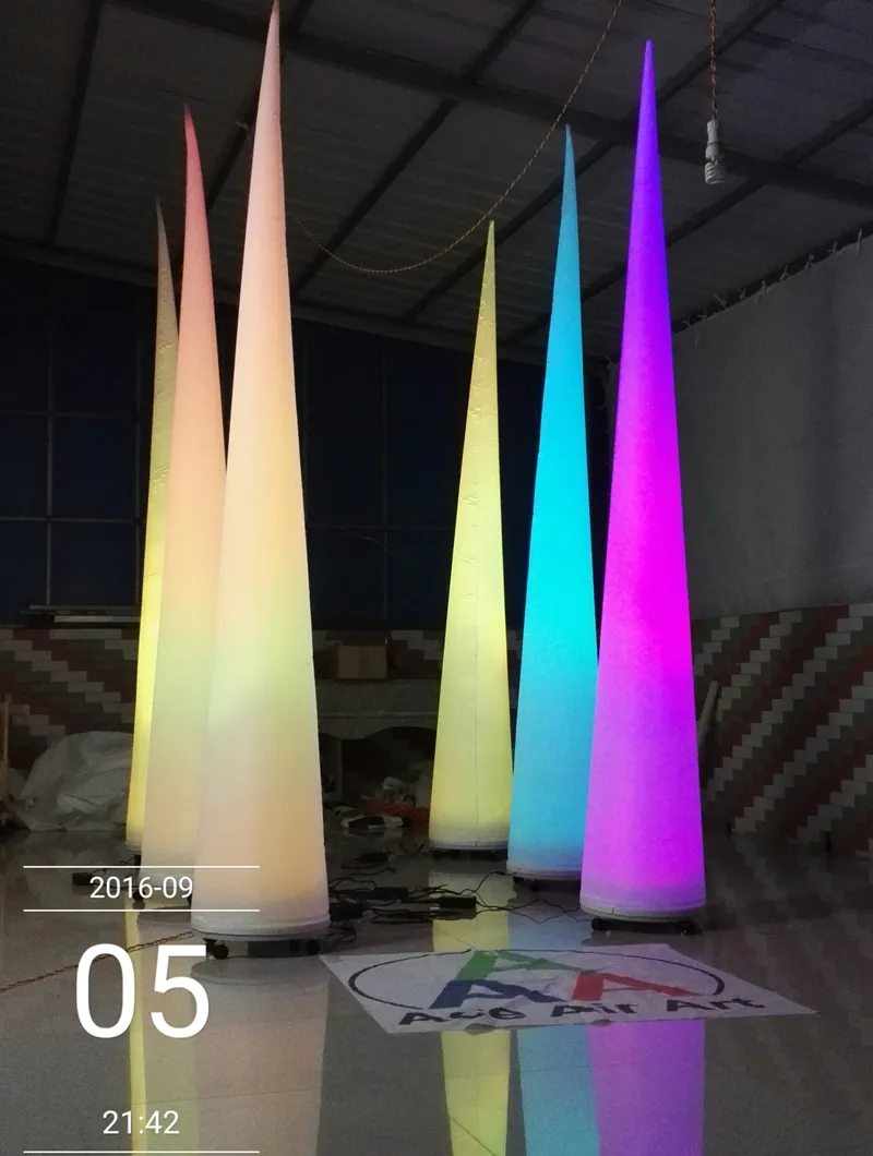 Inflatable Pillars For Decoration With LED Lighting Straight Cone ...