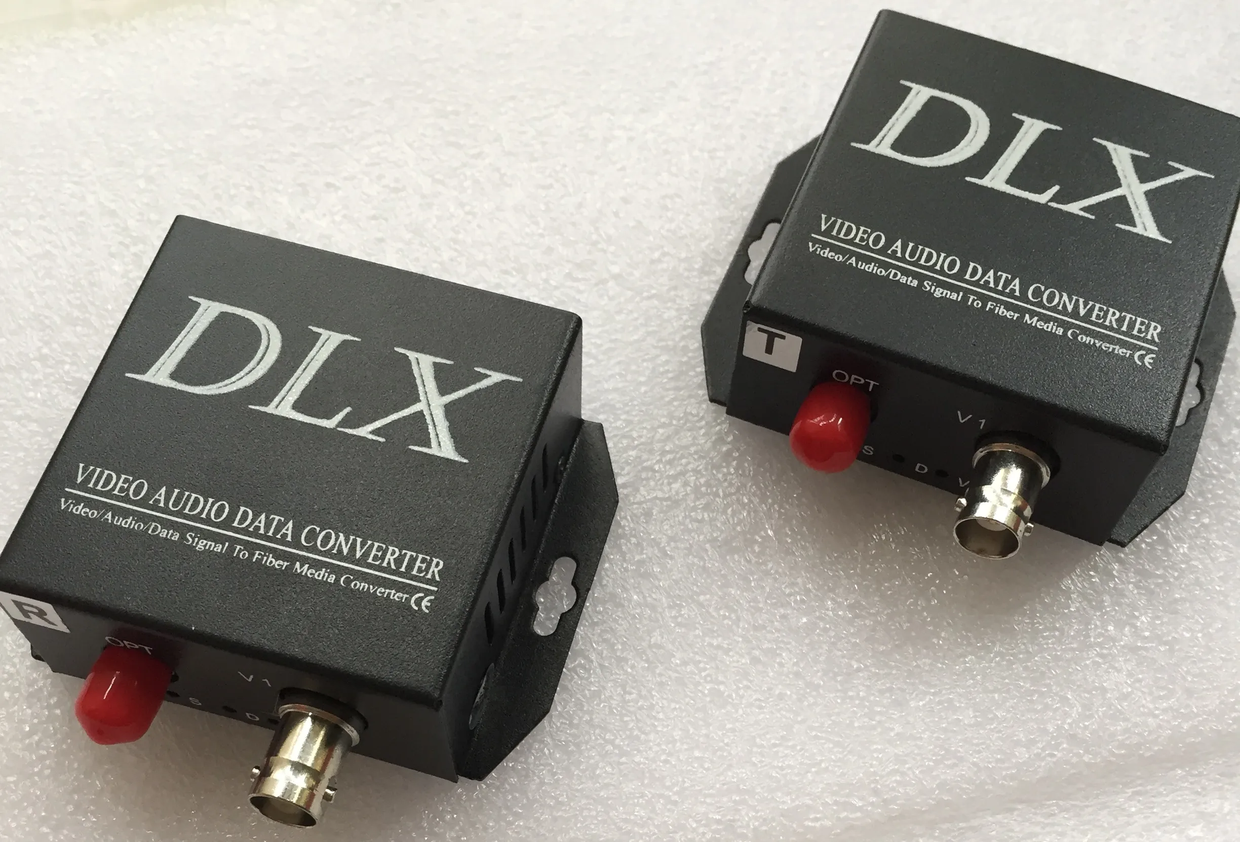 Mini BNC to Fiber Converter - Analog Video over Fiber Optic Transmitter ...