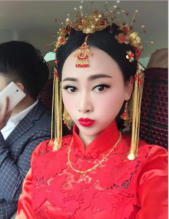 Chinese wedding headdress 60 photos - Astyledwedding.com