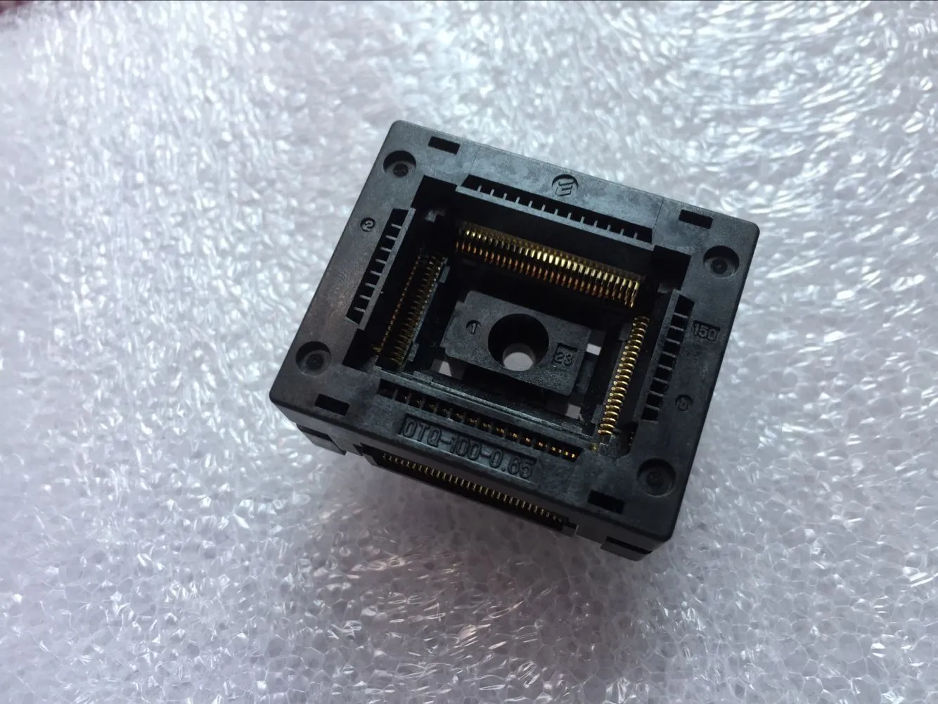 DHgate.com:IC Test Socket QFP100P 0.65mm Pitch Burn in Socket OTQ-100-0 ...