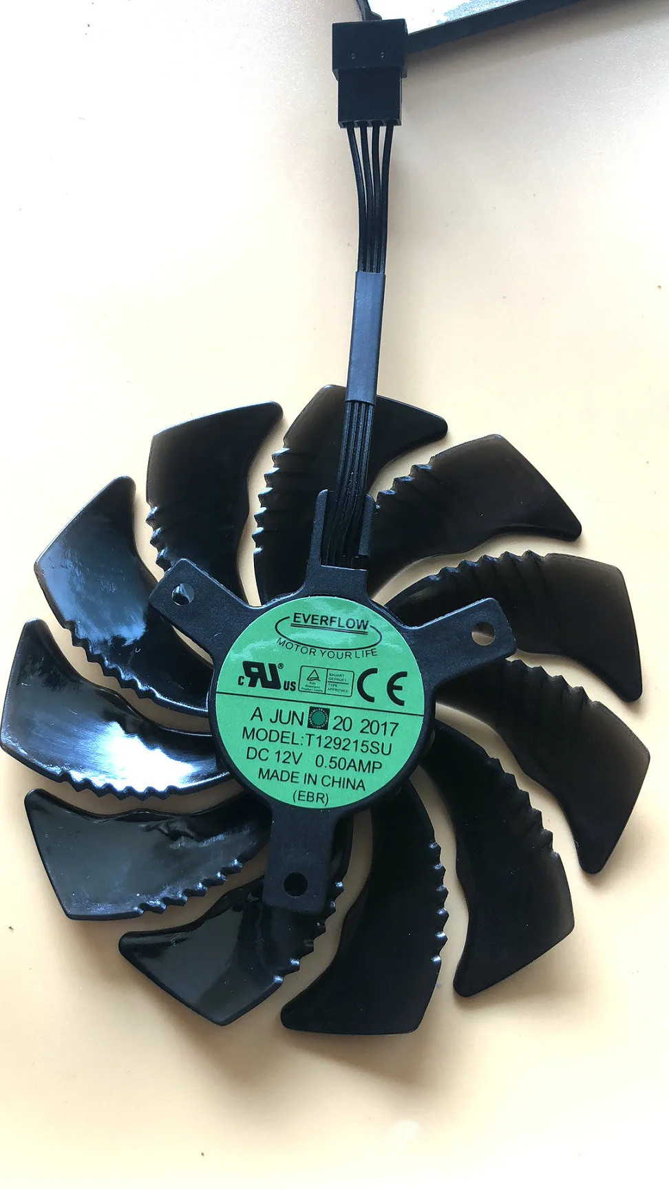 Gigabyte WINDFORCE OC 8G Graphics Bajaj Cooler Fan Price Original ...