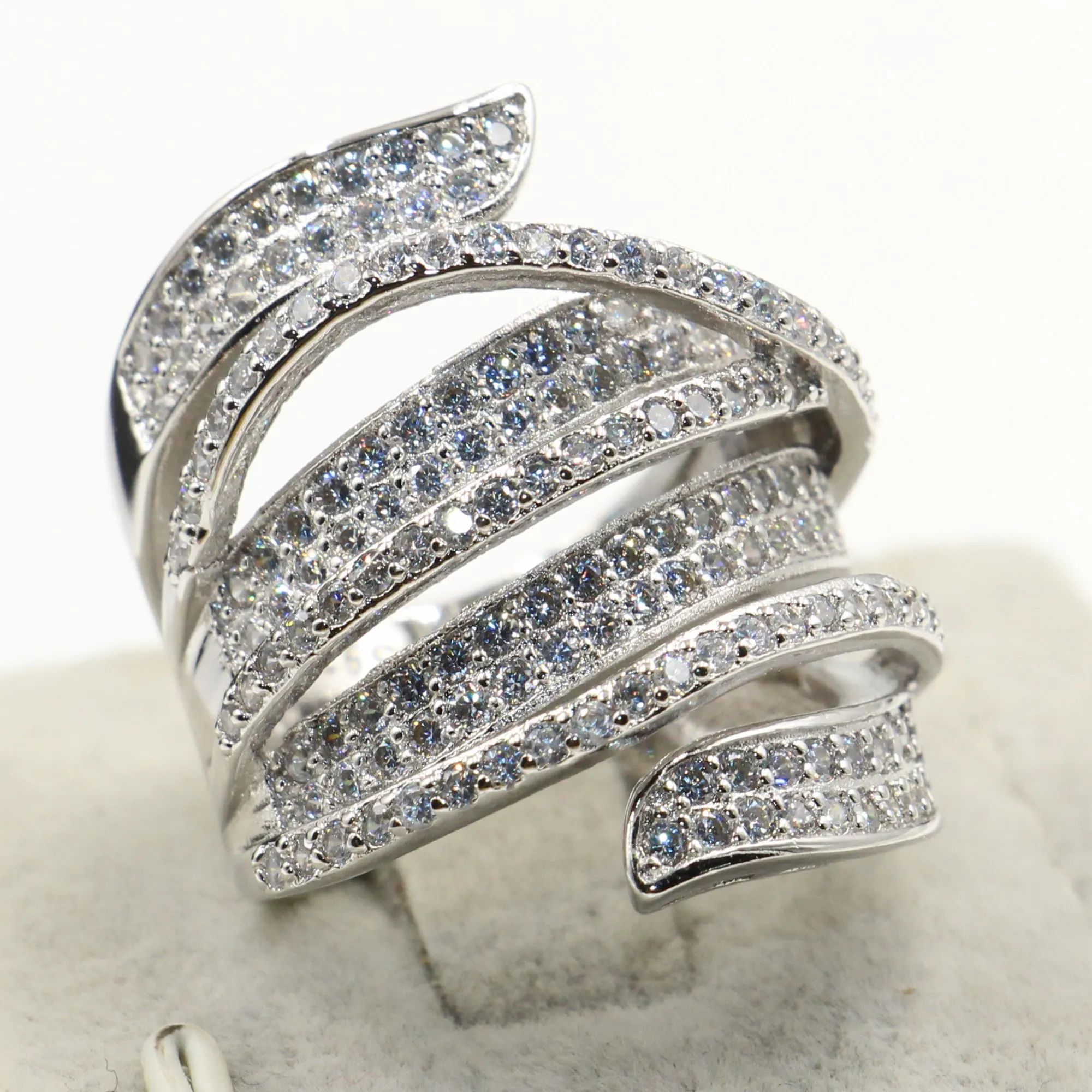 DHgate.com:925 Sterling Silver Princess Cut White Topaz CZ DHgate.com:925 Sterling Silver Princess Cut White Topaz CZ
