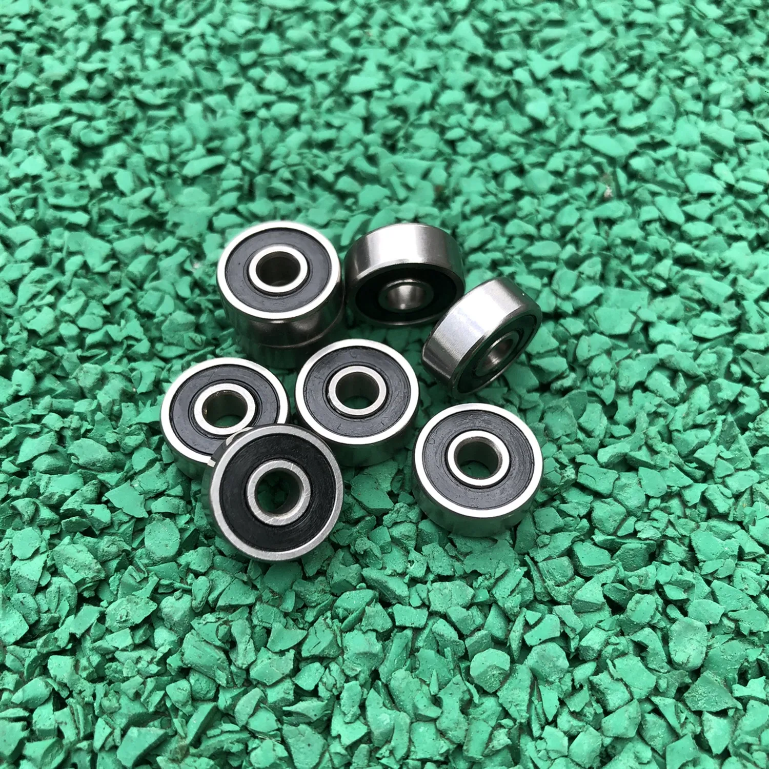 624 2RS Miniature Radial Ball Bearings 4x13x5mm Rubber Sealed Deep ...
