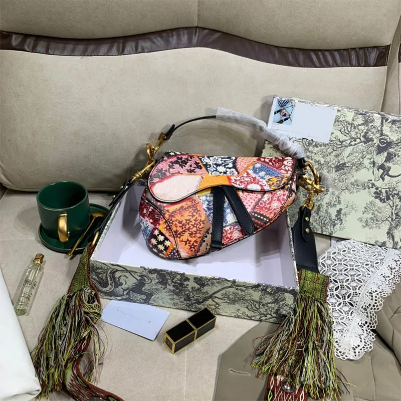 Nuevo Bolso Canguro Con Candado Dior