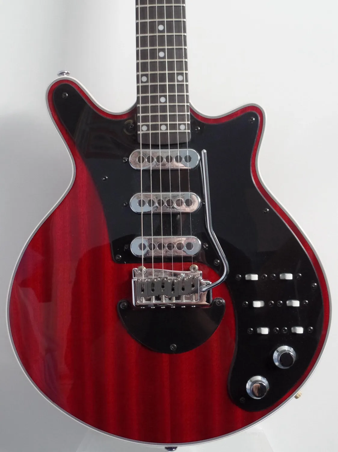 Guild BM01 Brian May Signature Red Electric Guitar w/ Black Pickguard ...
