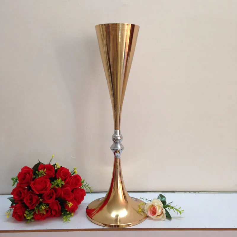 Elegant Gold Wedding Centerpiece Vase: Metal Flower Stand For Table ...