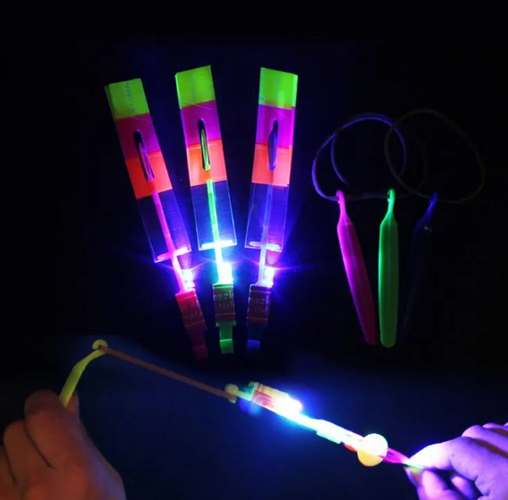 Amazing Helicopter Toy Flashing LED Arrow Rocket: Rotating Flying Toy ...
