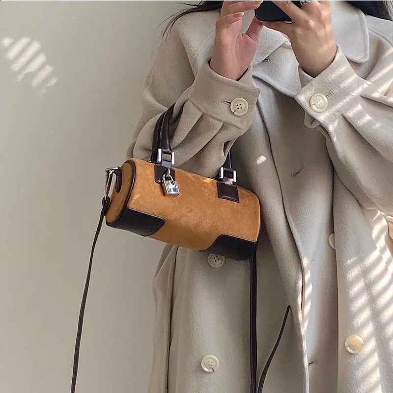 Vintage Women's Round Bucket Shoulder Bag - Matte Leather, Retro ...