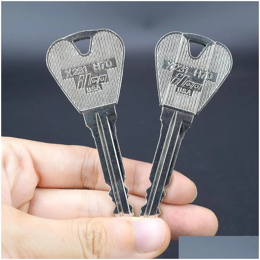 DHgate.com:Folding Alloy Magic Trick Keys Set of 2 for Kids and Adults ...