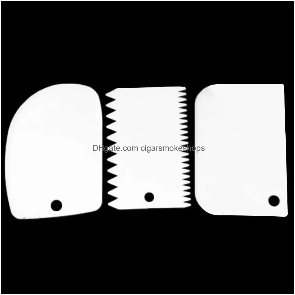 DHgate.com:3Pcs Cream Scraper Set, Plastic Straight Arc Tooth Shape ...