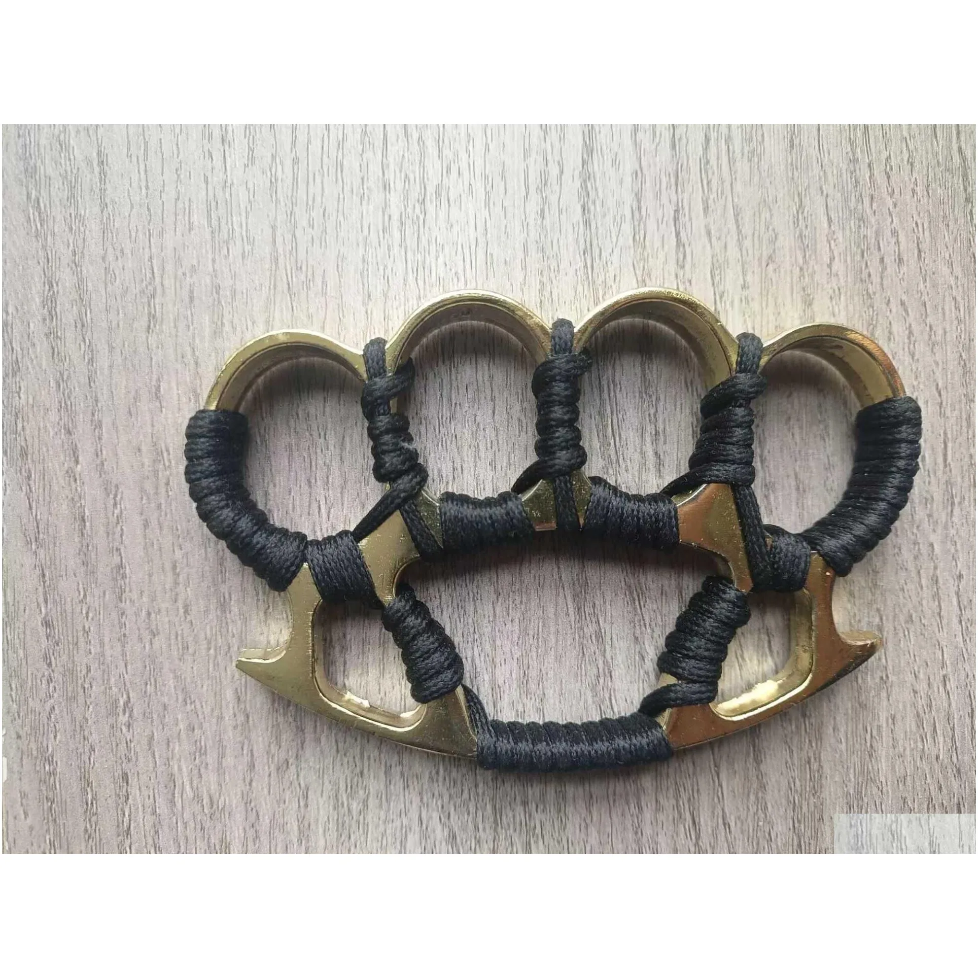 DHgate.com:Finger Four Self Legal Defense Buckle Tiger Hand Brace Fist ...