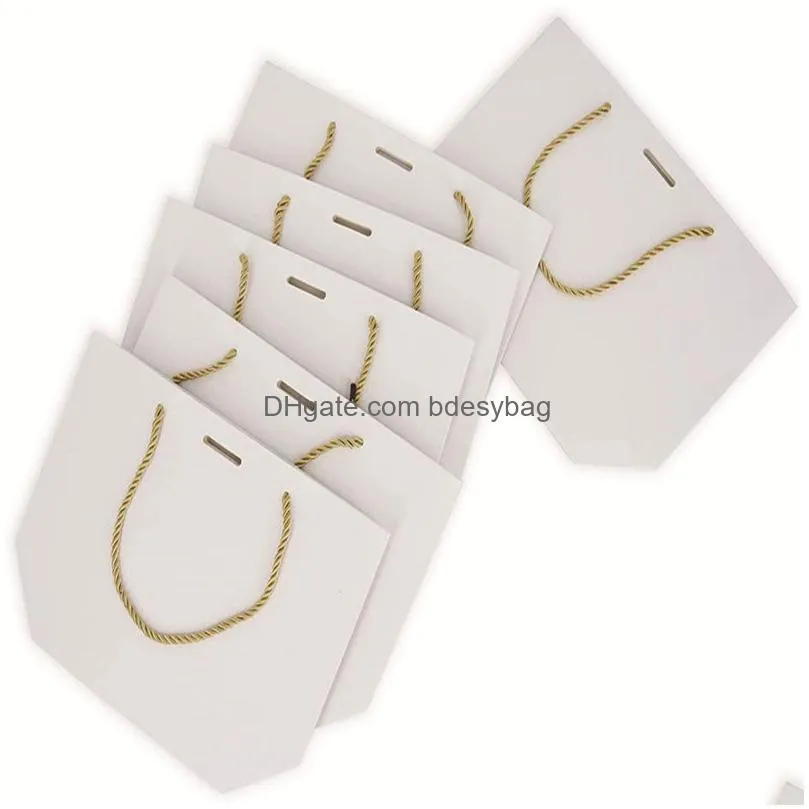 DHgate.com:5-Color Paper Gift Bags with Ribbon for Clothes Packaging ...