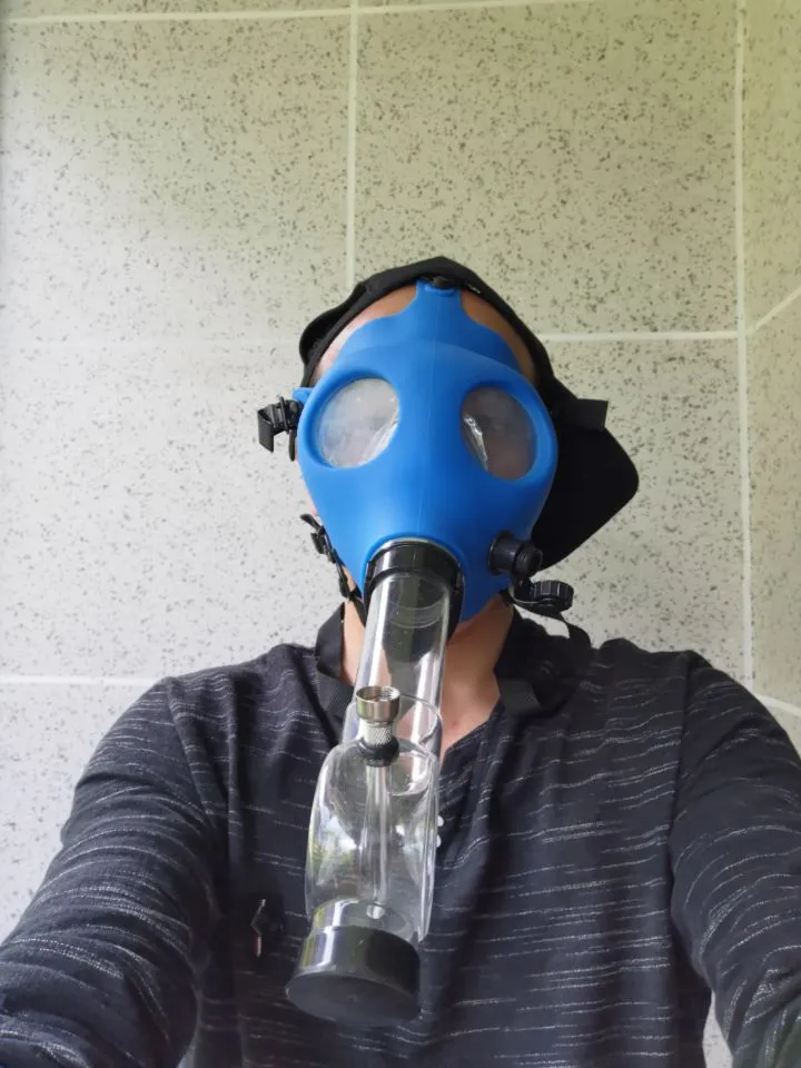 Wholesale Acrylic Gas Mask With Silicone Smoking Bong Tabacco Shisha ...