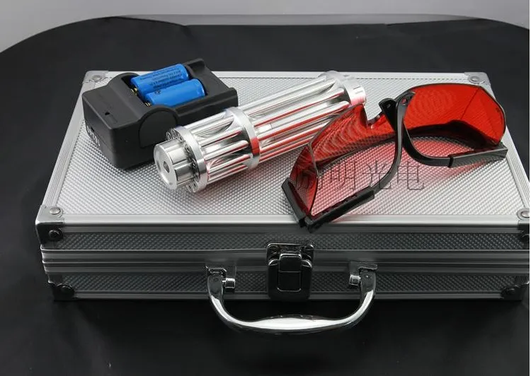 DHgate.com:High Power Blue Laser Pointer 100000m 450nm Lazer Beam ...