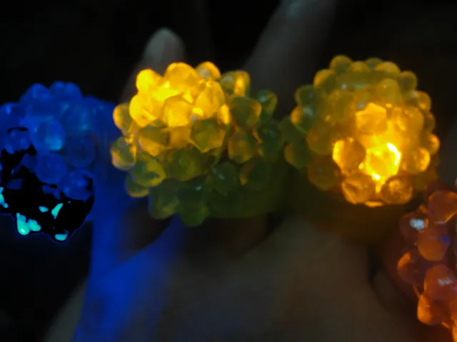 10-Pack Strawberry Glow LED Finger Ring Light Toys for Party Favors ...