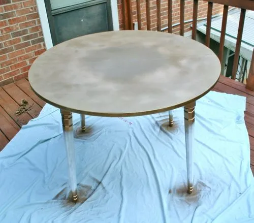 What Makes the Emerald Table a Must-Have for Shopping Enthusiasts?